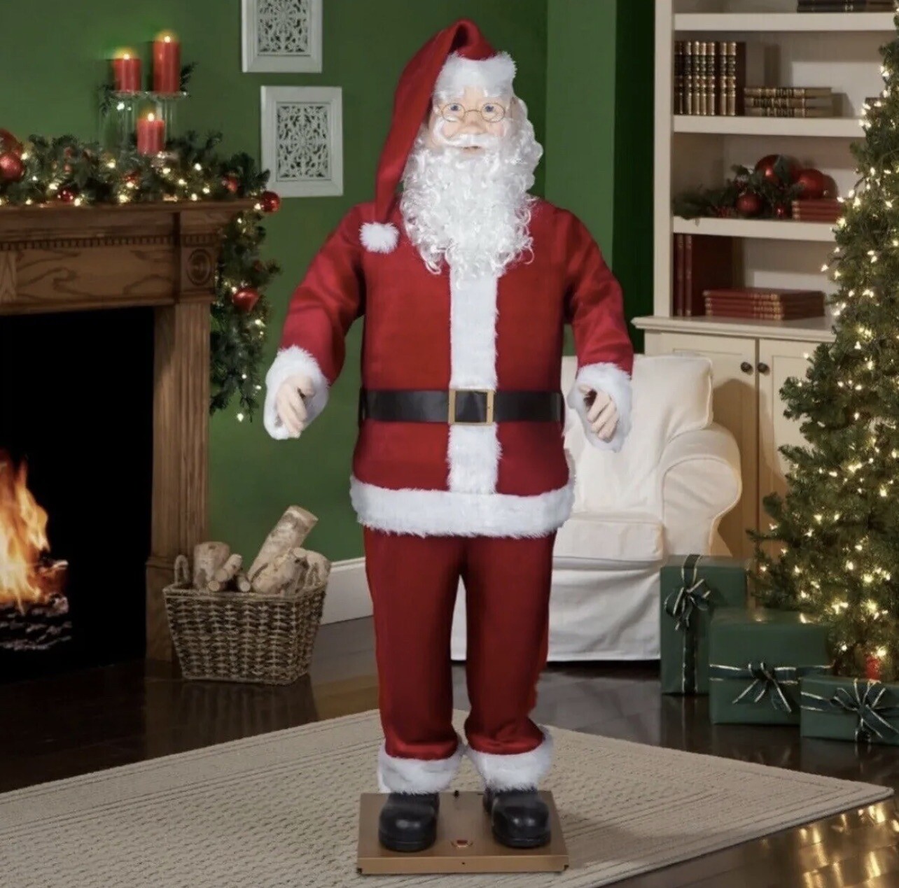 Animated Dancing Santa
