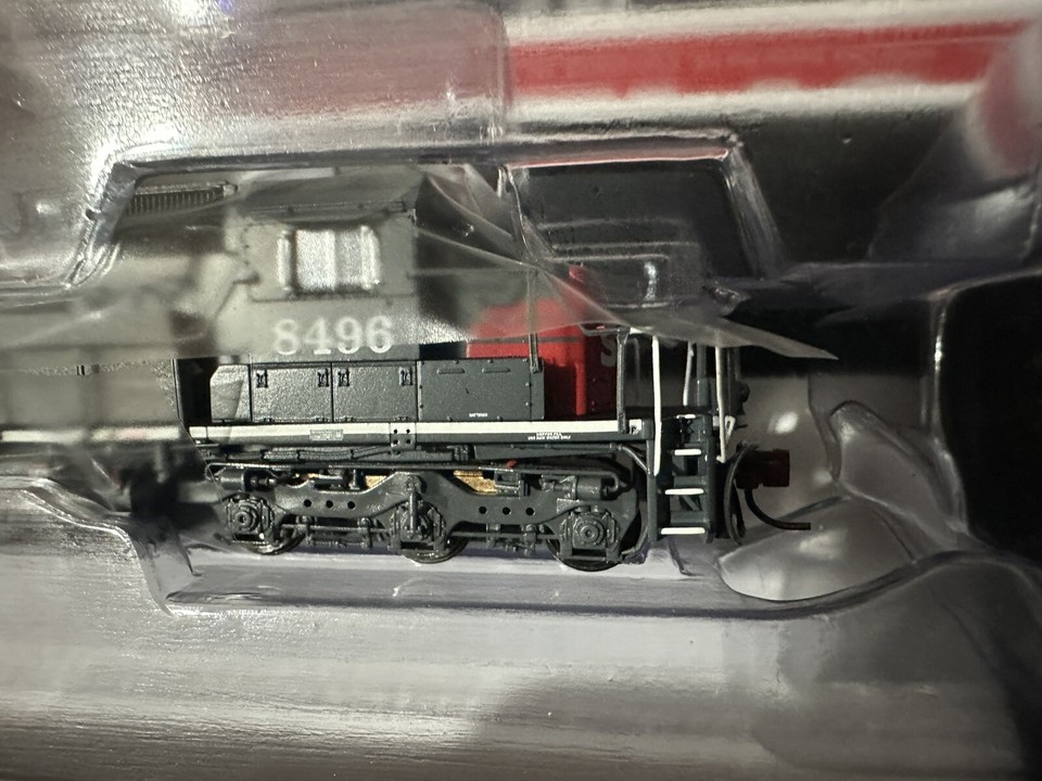 ScaleTrains N EMD SD40T-2 Southern Pacific SP #8496 DCC/SND LED ...