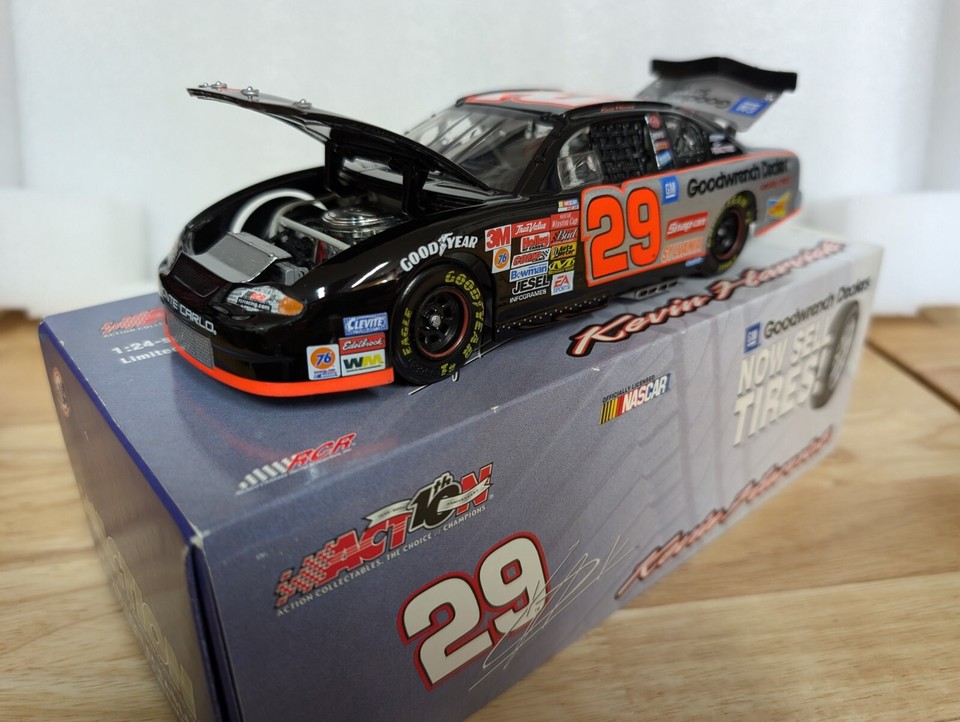 NASCAR 2002 Kevin Harvick 1/24 Action GM Goodwrench / On a Roll 1 of ...