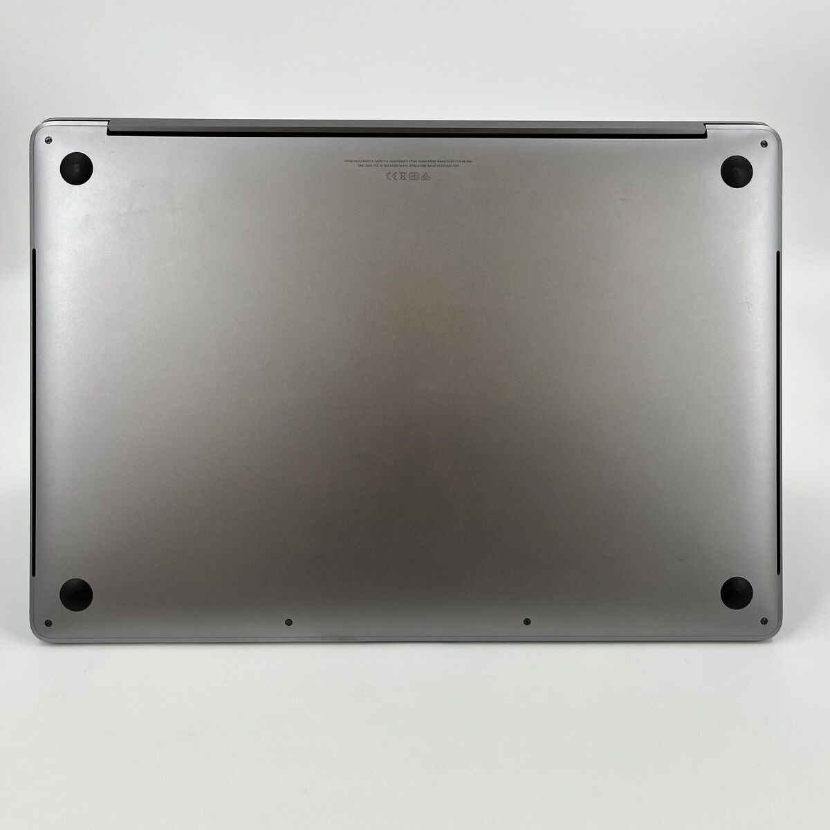 MacBook Pro 15 Touch Bar Gray 2019 2.6 GHz Core i7 16GB MacBook Pro 15 Touch Bar Gray 2019 2.6 GHz Core i7 16GB