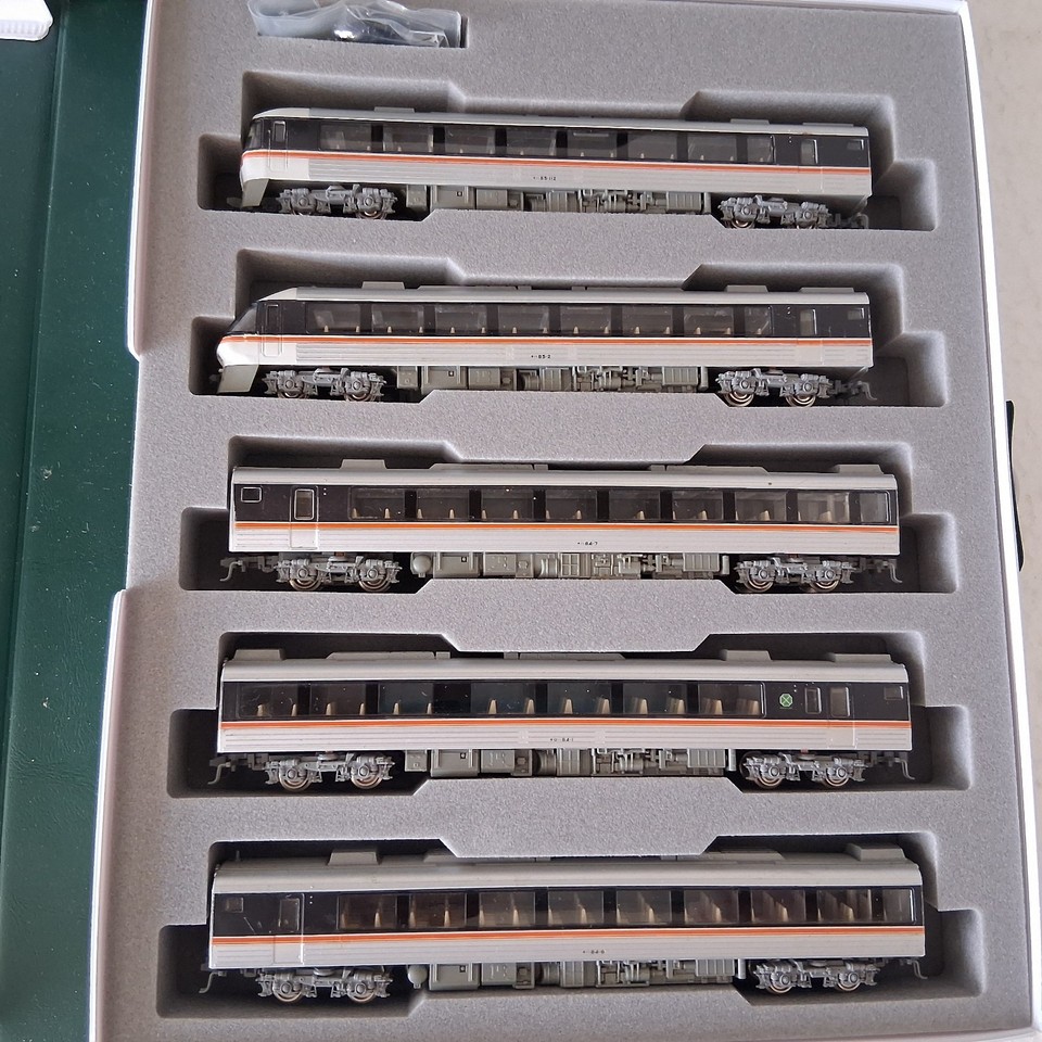 Kato KIHA85 10-401 Express Series Wide View Hida 5-Car Set. N Gauge VGC ...