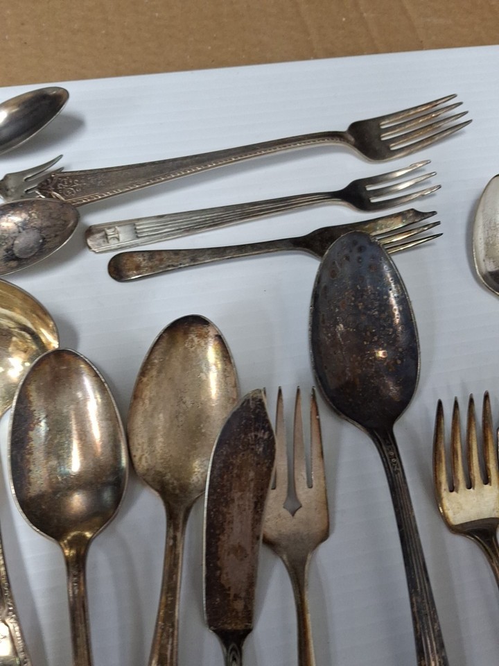 HUGE LOT Of 78 Mixed Vintage Silver Plate Silverware Flatware, Assorted ...