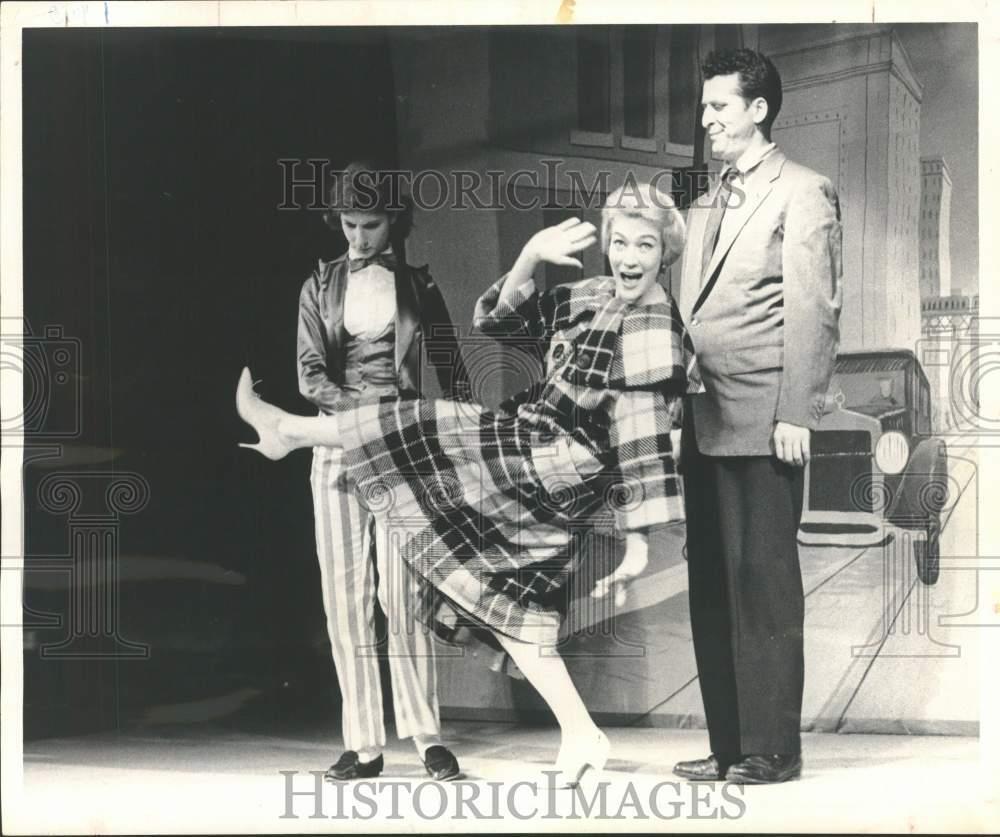 Marietta Marich 1950s Reviews/Film; 'Full Moon,' Down Home In Texas