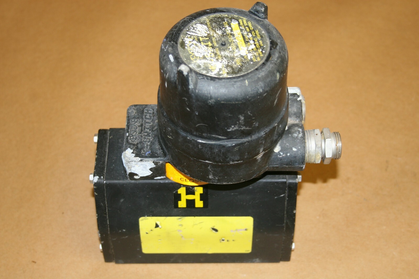 Keystone Pneumatic Actuator 79U-006U-D000-A00 & Keystone K-Switch | eBay