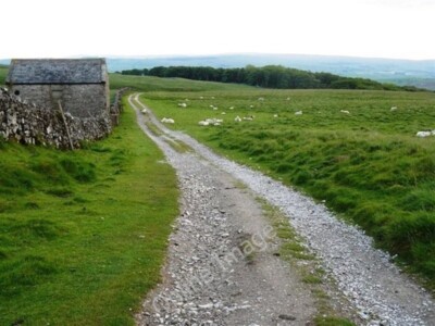 Photo 6x4 Barn on Langcliffe Scar Settle c2009 | eBay UK