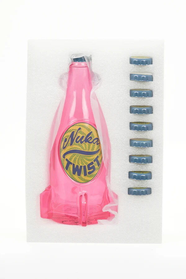 Fallout Nuka Cola Twist Glass Rocket Bottle & 10 Caps Official NEW | eBay