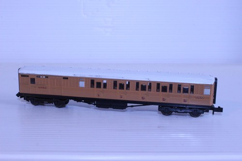 N Gauge Minitrix LNER Teak Brake End Coach | eBay UK