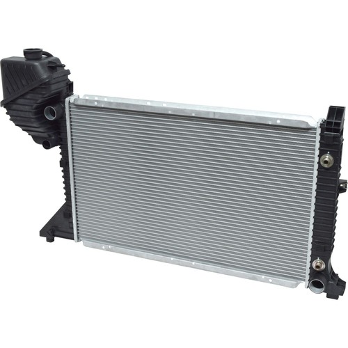 UAC RA 2796C Radiator For 02-06 Dodge Freightliner Sprinter 2500 ...