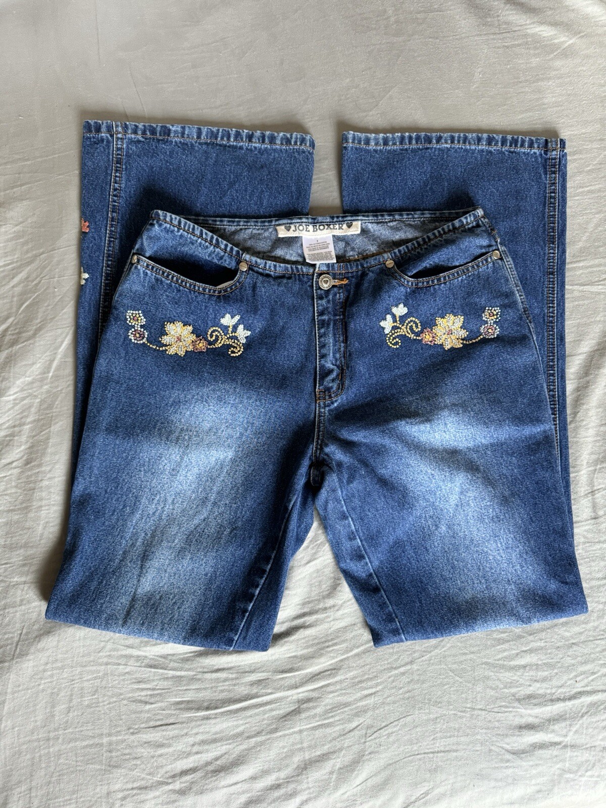 y2k Joe Boxer mid rise flare jeans with floral bedaz… - Gem