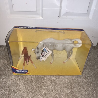 Breyer #1175 Susecion and Le Fire Arabian Nuzzling Mare and Newborn ...