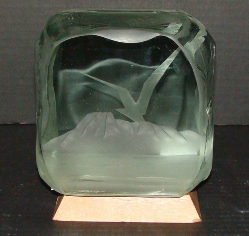 Large Signed Dated 76 RM Yates Bird Mountain Scene Art Glass Studio ...