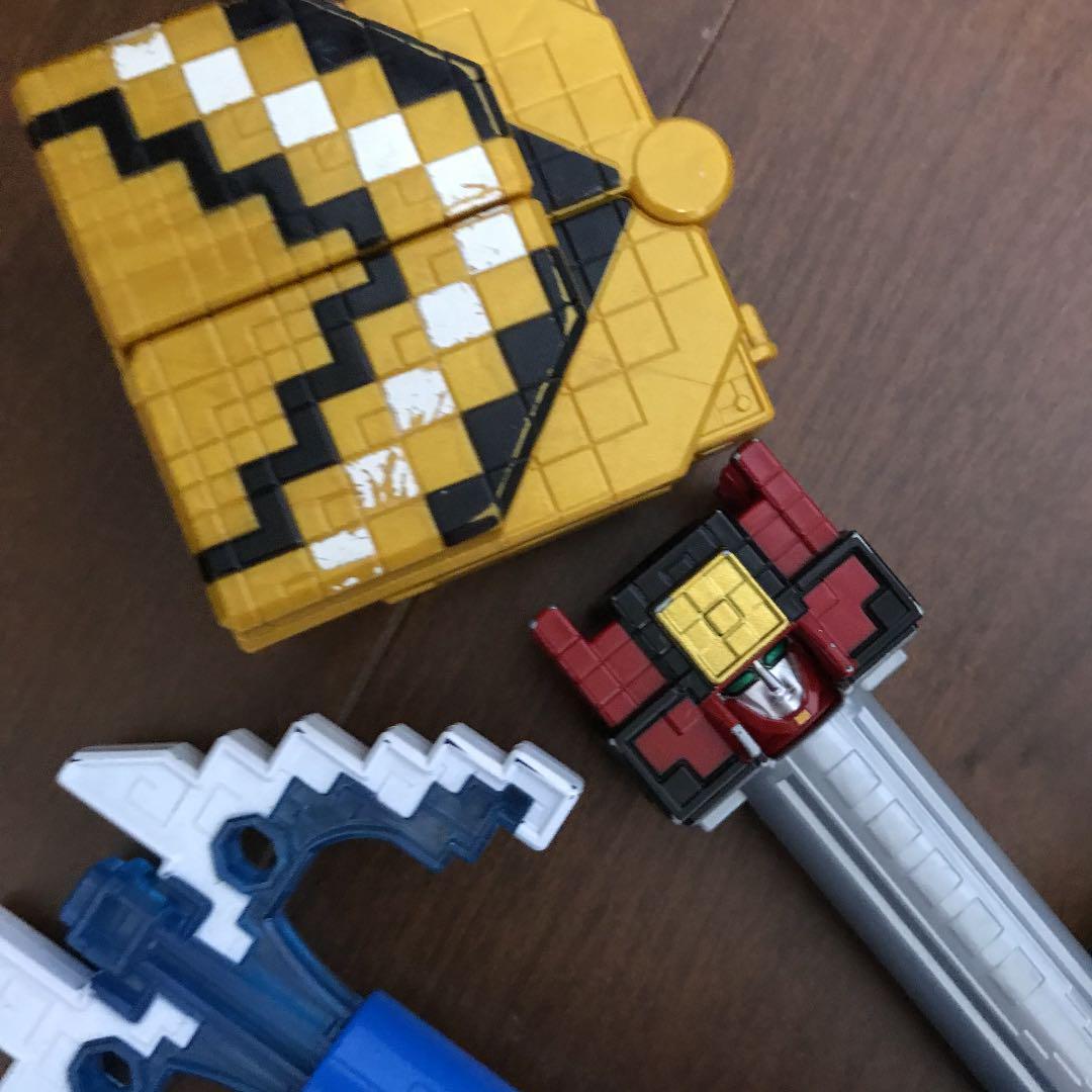 POWER RANGERS Zyuohger DX Wild Tousai Dodeka King Megazord Cube Action ...