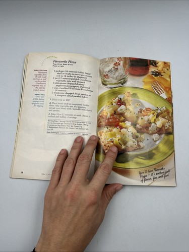 1997 August/September, Betty Crocker Cookbook #131 "EASY CASSEROLES ...