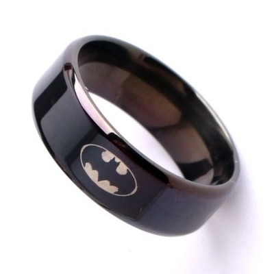 BATMAN RING ~ Fashion Titanium Boys ~ Mens Black Batman Symbol Polished ...