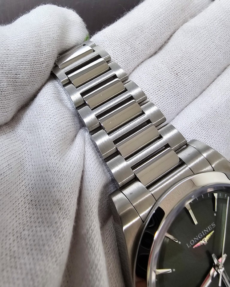 Longines Conquest Automatic 41mm Green Dial Men's Watch L38304026 / PRE ...