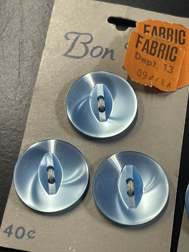 6 Vintage Buttons Bon Ton baby blue fish eye 34 (7/8) | eBay