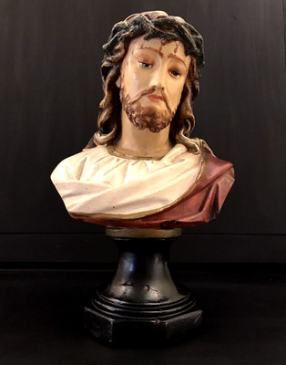 Statues & Figures - Jesus Ceramic