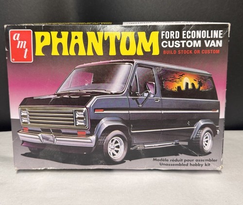 NEW AMT Vantom FORD Econoline Custom Van 1:25 Scale Model kit Original ...