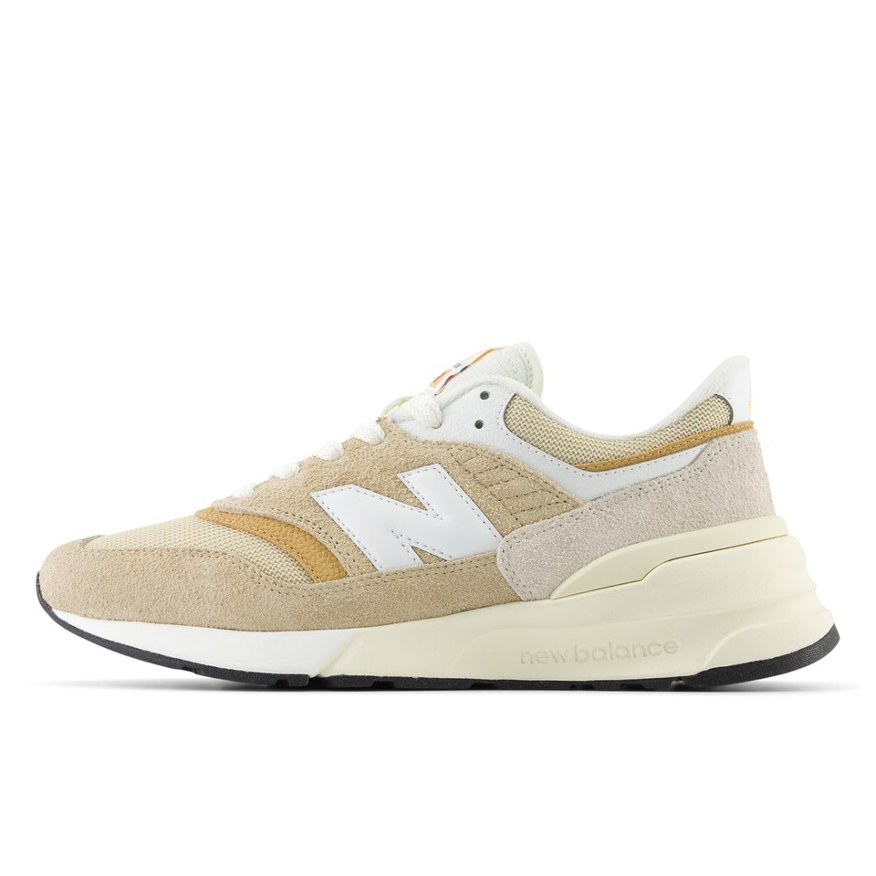 New Balance Classics 997R - Unisex Sneakers Dolce/Sandstone US Men's 7. ...