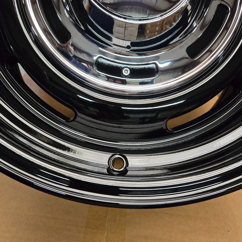 17" Gloss Black with Chrome MOON Wheels 17x9 0mm 6x139.7 6x5.5 Vintage ...