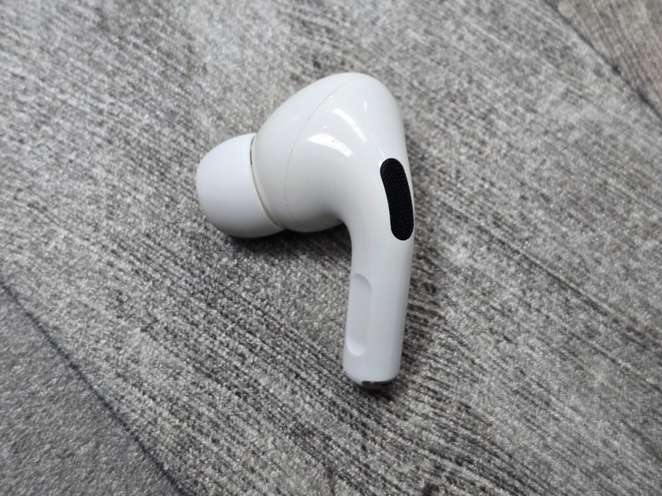 Original Apple Airpods Pro 1st Gen Left A2084 Or Right A2083 Earbud ...