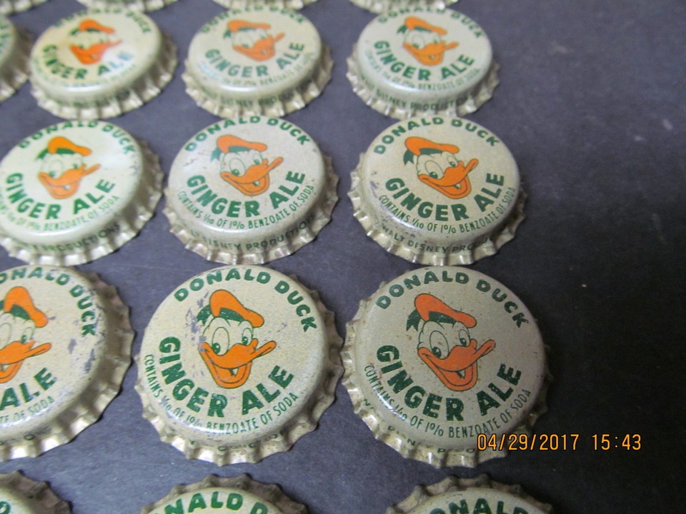 DONALD DUCK 22 GINGER ALE BOTTLE CAPS 1940s-50s NEW OLD STOCK VERY RARE ...