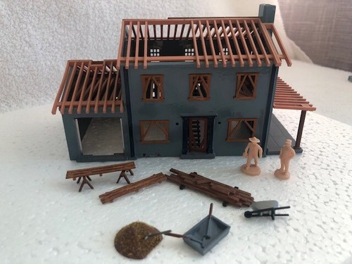 Bachmann Plasticville HO Scale House Under Construction Kit, #45191 ...