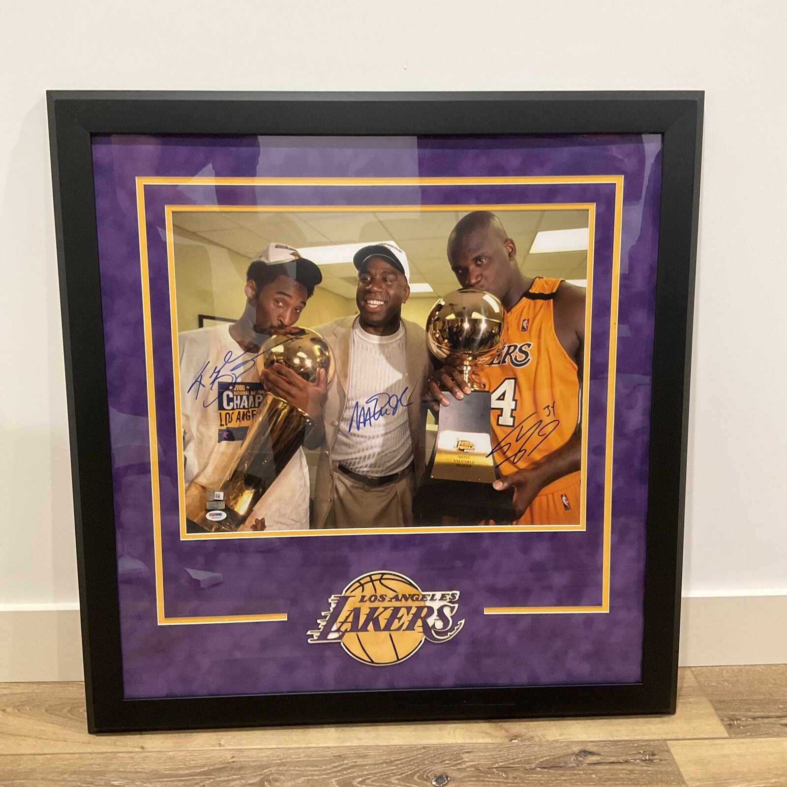 Kobe Bryant Autographed Memorabilia | Signed Photo, Jersey ...