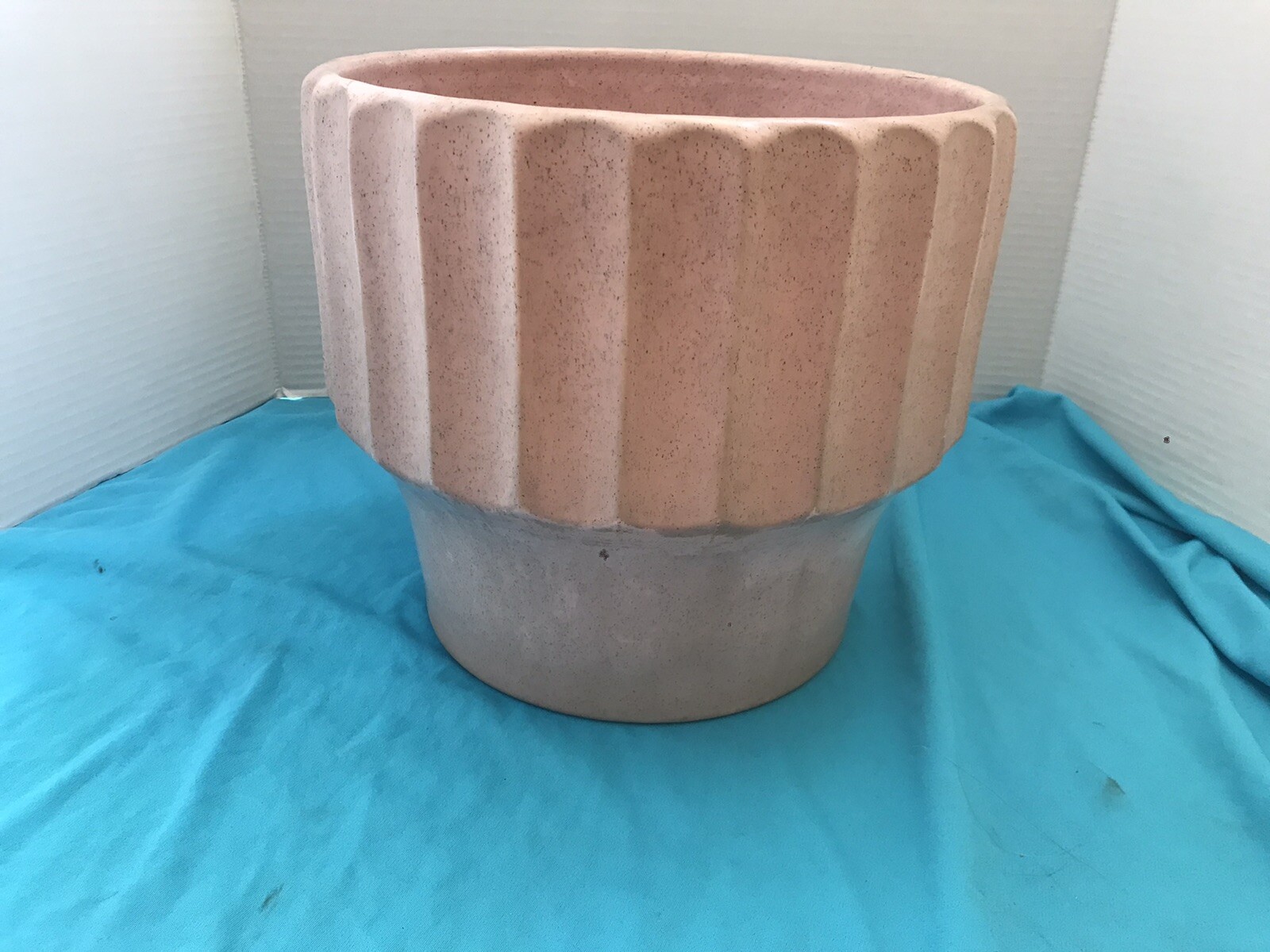 Vintage Bauer Pottery Biltmore #10 LARGE Flower Pot w/ Pink Speckles | eBay