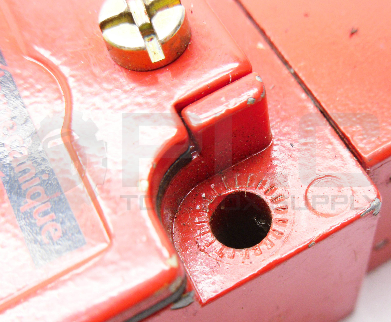 TELEMECANIQUE XCS-A701 SAFETY LIMIT SWITCH AC15 240V 3A XCS | eBay