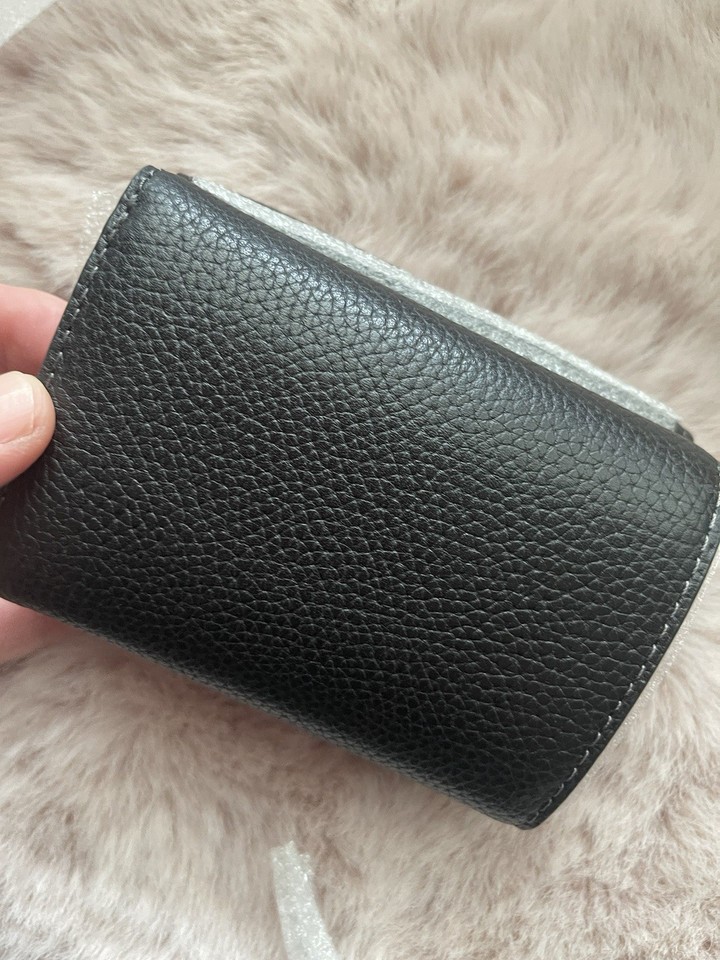 NWT $125 COACH Essential Mini Trifold Wallet Black Leather CM437 | eBay