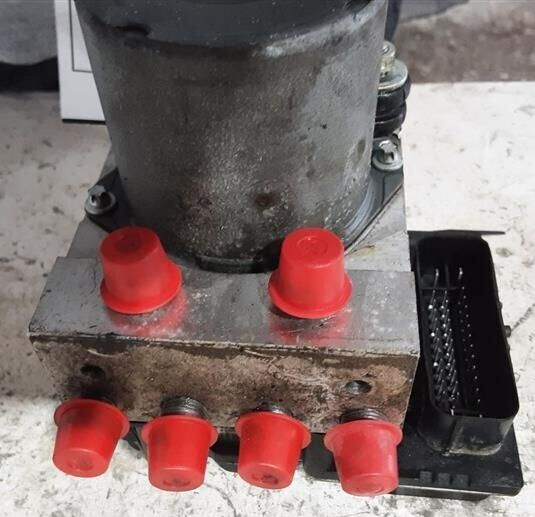 2012 Jeep Liberty ABS Anti-Lock Brake Pump Module Assembly OEM | eBay