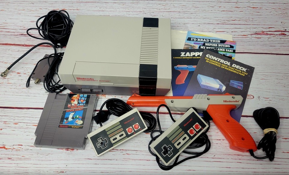 Nintendo entertainment system, Original NES system complete with box ...
