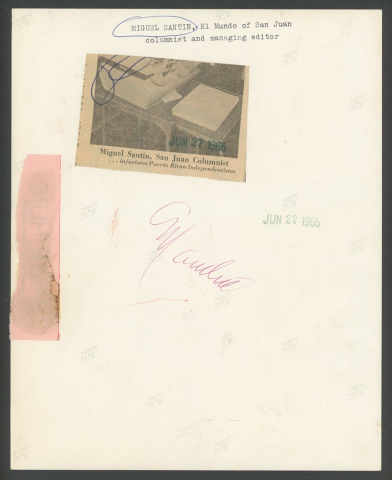 VINTAGE PRESS PHOTO / . SANTIN - EL MUNDO NEWSPAPER WRITER / PUERTO ...