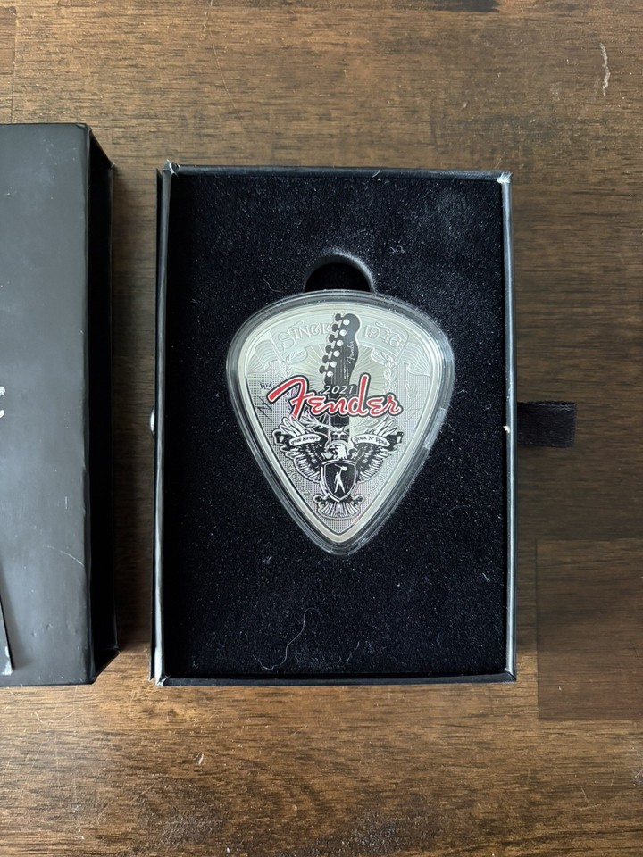 2021 Fender 75th anniversary silver guitar pick coin | eBay