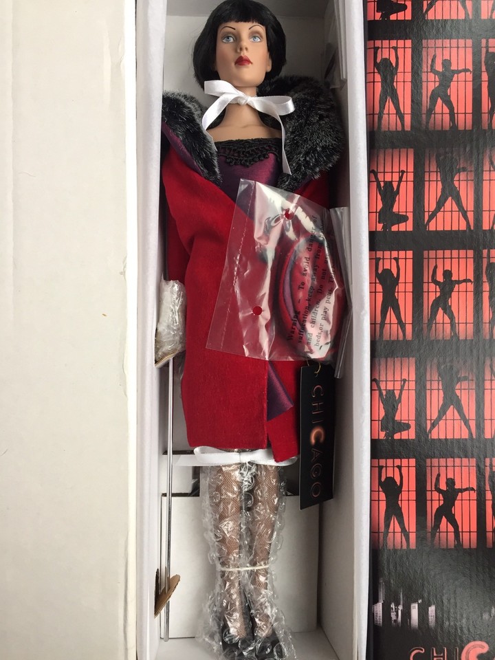 Tonner Tyler 16" 2003 CHICAGO VELMA KELLY COURT ROOM Fashion Doll NRFB ...