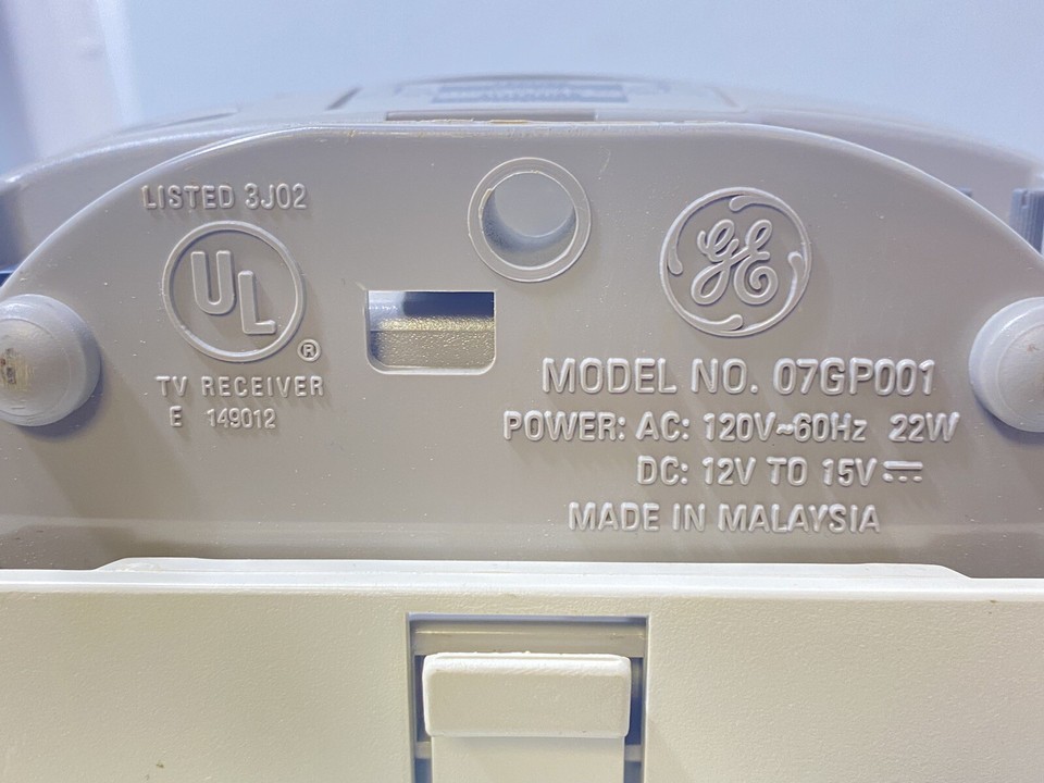 Vintage GE Spacemaker AM/FM Radio With TV With Swivel 07GP001 Used ...