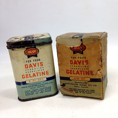 2 x Vintage DAVIS GELATINE PACKS Tin & Box 8 Oz net Australia Sydney ...