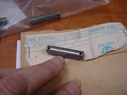 NOS Timing Chain Tensioner Pin Triumph TR6 TR250 GT6 Vitesse Spitfire ...