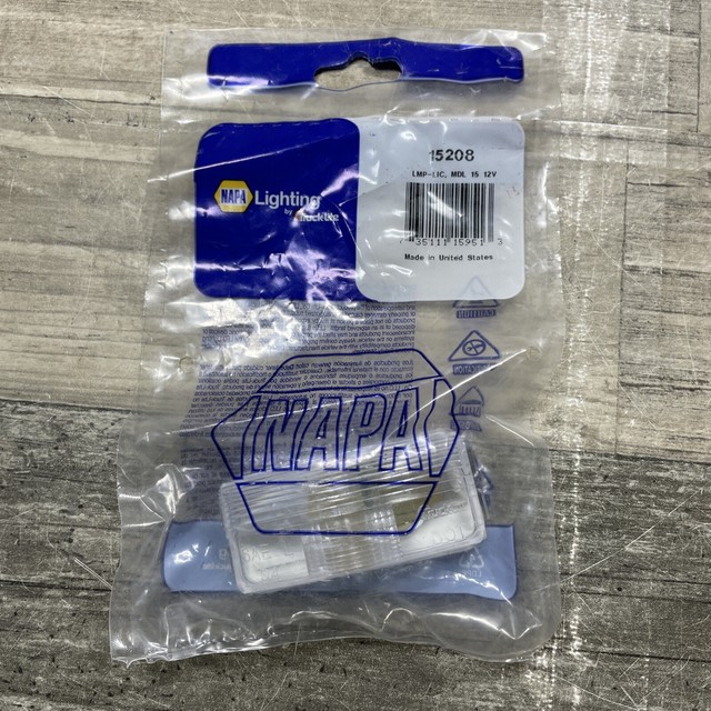 TRUCK-LITE 15208 - License Plate Light - 15 Series Incandescent 1 Bulb ...