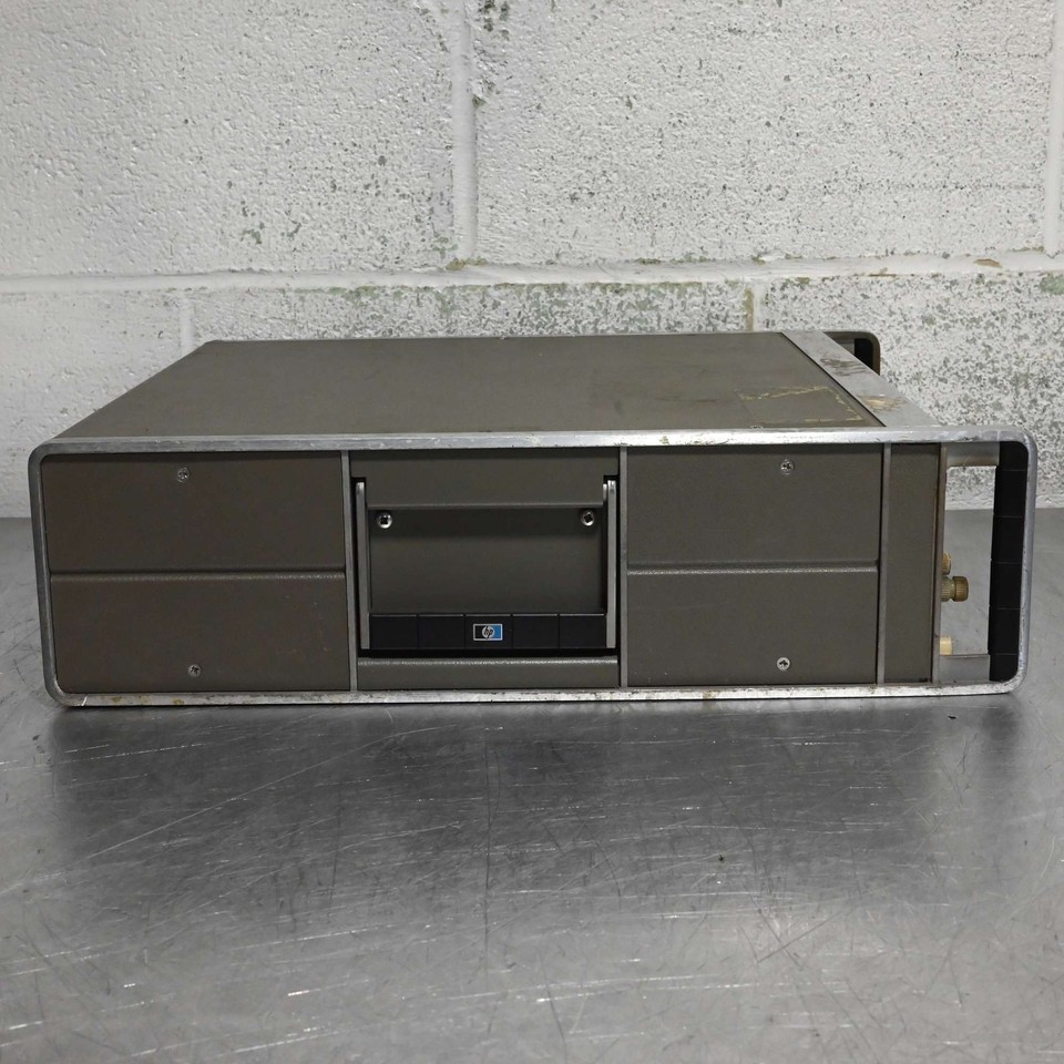 HP Hewlett Packard 8640B Signal Generator 500 kHz - 512 MHz Opt 001 | eBay