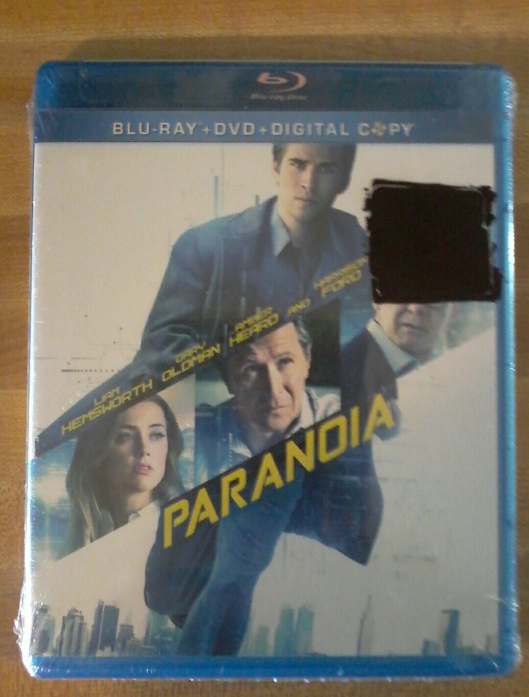 Paranoia (Blu-ray/DVD, 2013, 2-Disc Set, Includes Digital Copy) for ...