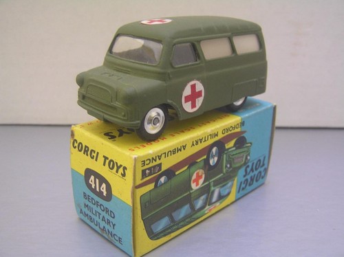 Corgi Toys 414 Bedford Military Ambulance with rare concave hubs MIB ...