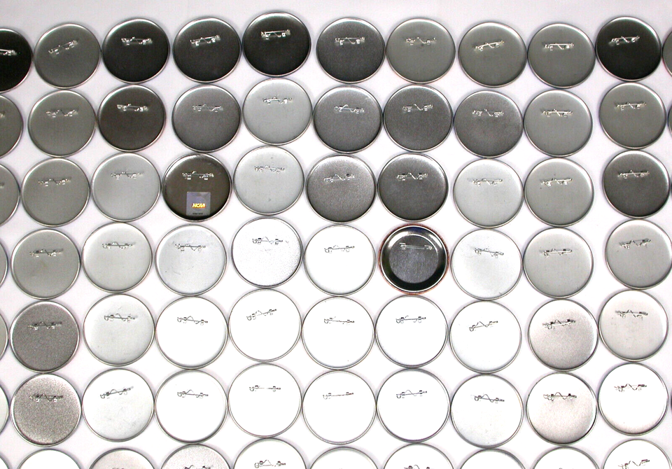 UK Kentucky Wildcats Basketball Pinback Buttons Huge Collection HTF Lot ...