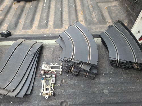 25 Pcs Strombecker USA Curved Race Track Vintage Slot Cars Plus | eBay