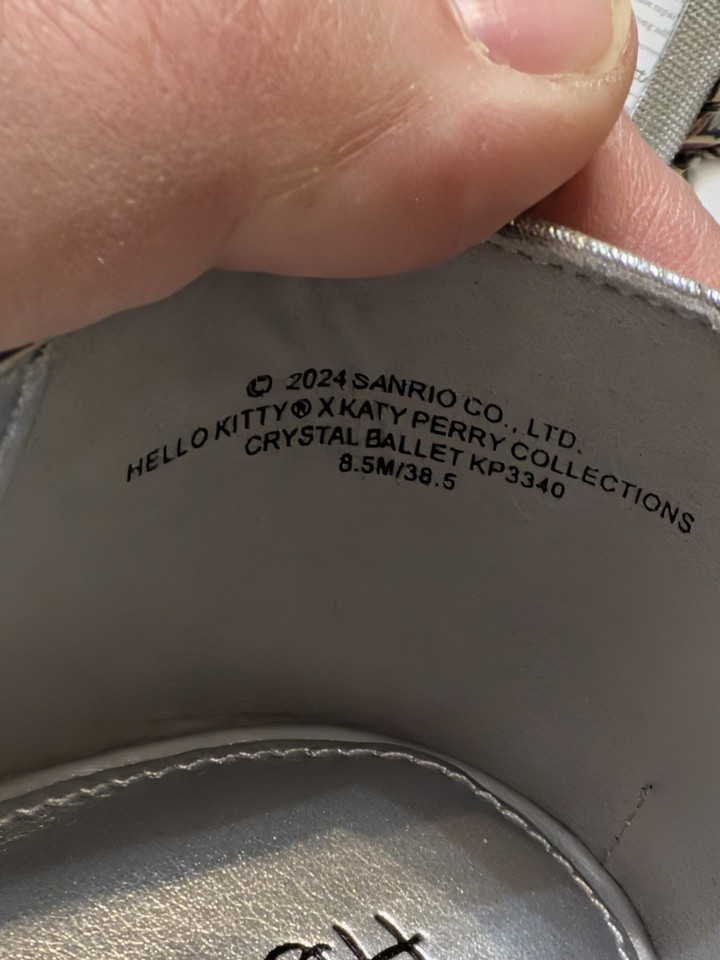 Katy Perry Women's 8.5 Hello Kitty Crystal Ballet Flats Sparkly New ...