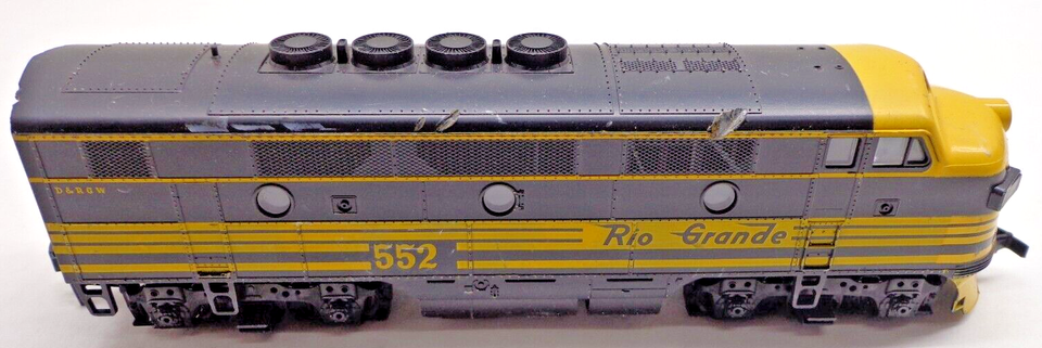 HO Scale Kato Diesel Engine Locomotive 552 Rio Grande - FREE SHIPPING ...