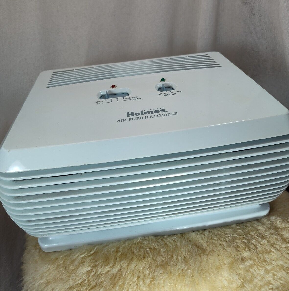 Working Holmes Air Purifier Ionizer Model HAP240 for sale online | eBay