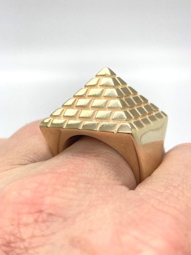 9ct Yellow Solid Gold Heavy Pyramid Ring | eBay UK