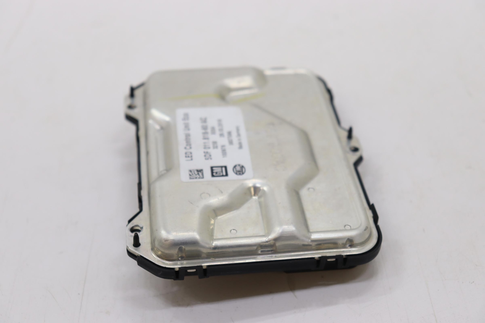 GMC Terrain Headlight Xenon HID Right Headlamp 84610586 OEM 2018 2019 ...